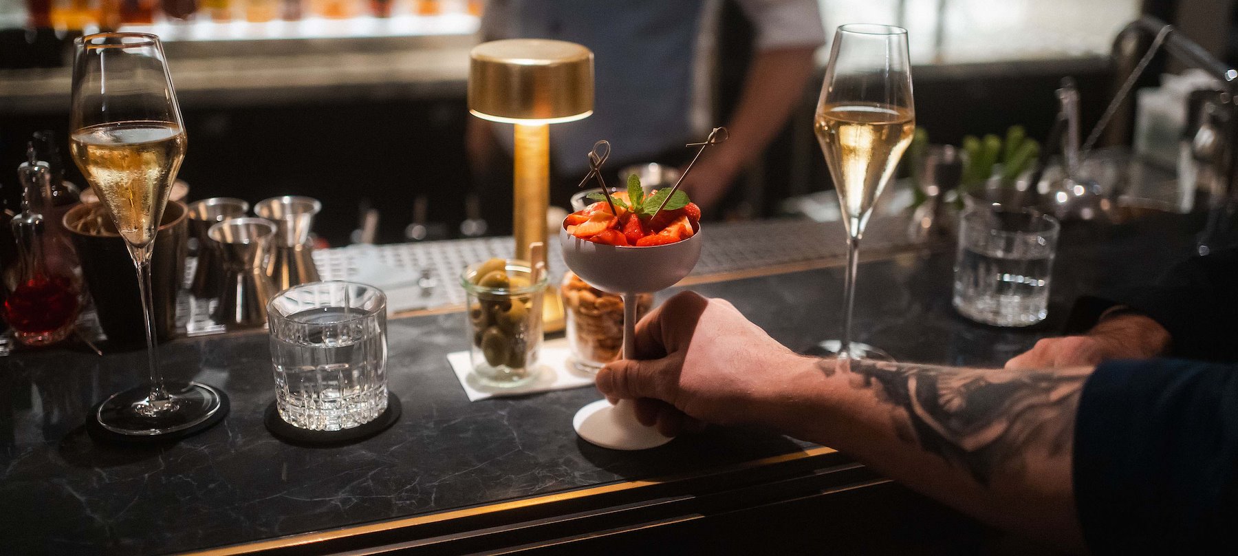 Home [www.curtainclubberlin.com]